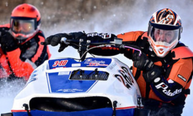 Vintage racing in Nipawin | SnoRiders
